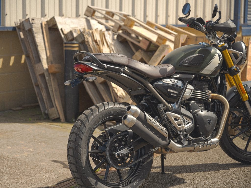 Tail Tidy / Number Plate Re-locator Kit – Triumph Speed 400 / Scrambler ...